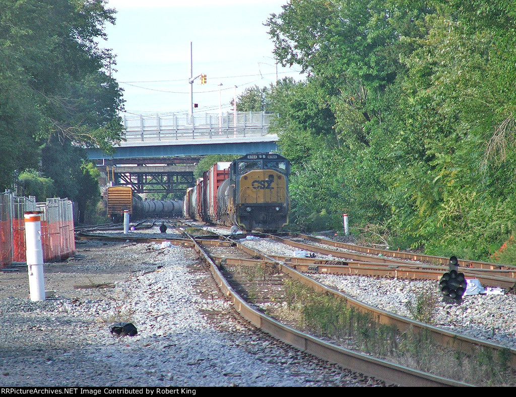 CSX 8764 Q438